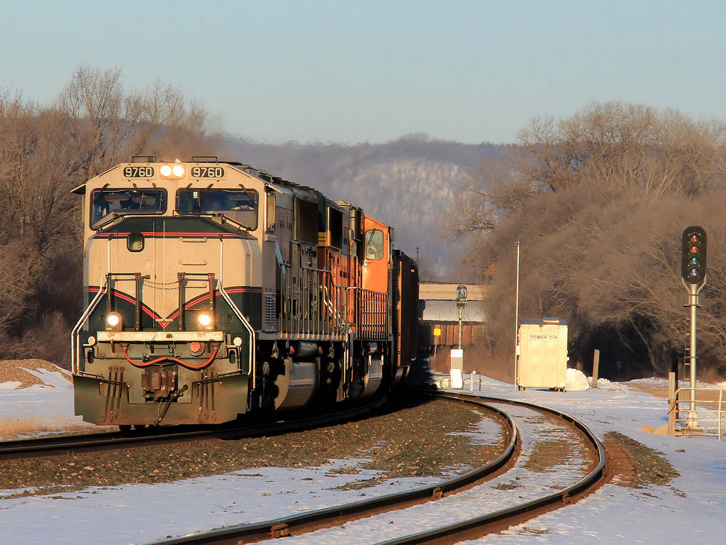BNSF 9760